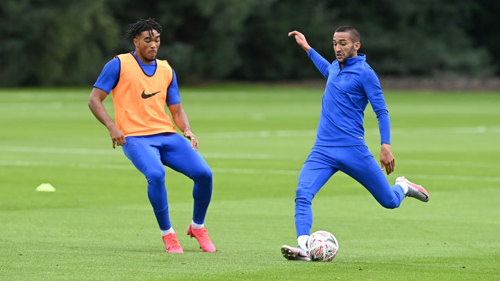 Hakim Ziyech trains with squad for first time | Video | Official Site ...