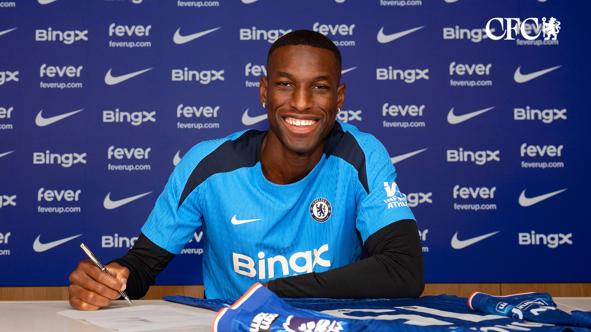 Jackson extends Blues contract ️ | Video | Official Site | Chelsea ...