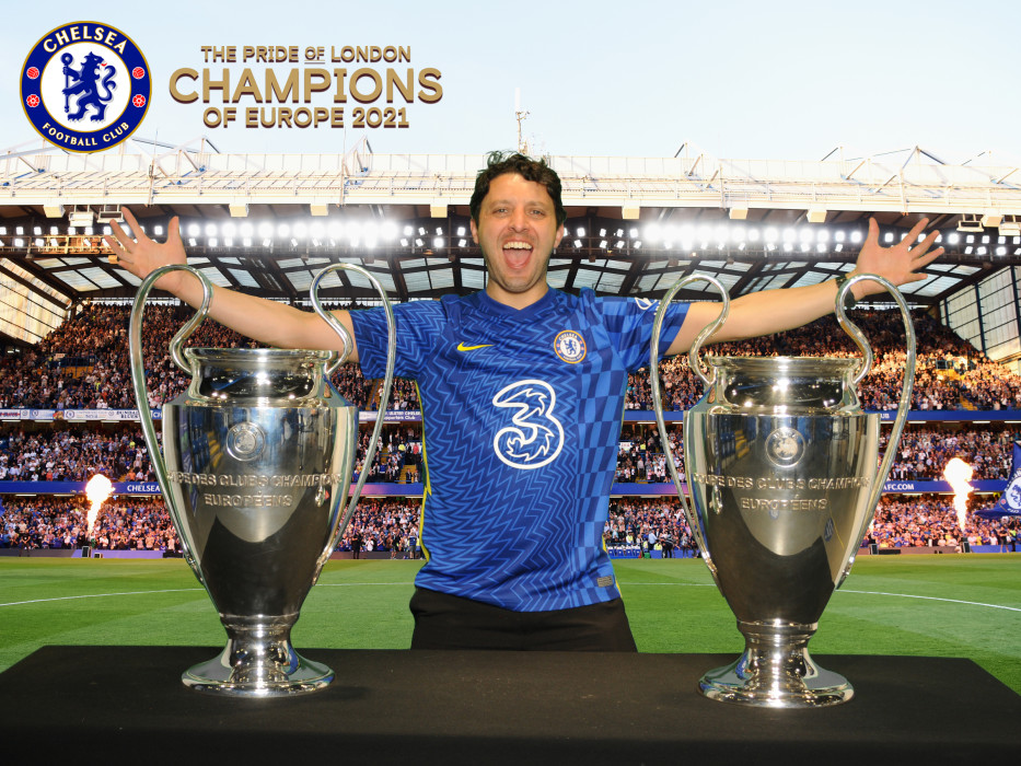 Souvenir Trophy and Player Photos | Official Site | Chelsea Football Club