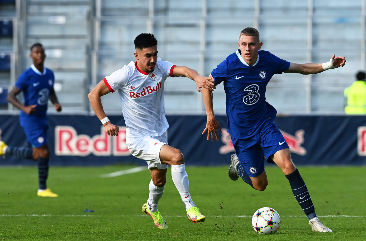 FC Red Bull Salzburg U19 v Chelsea U19 | Match | Official Site ...