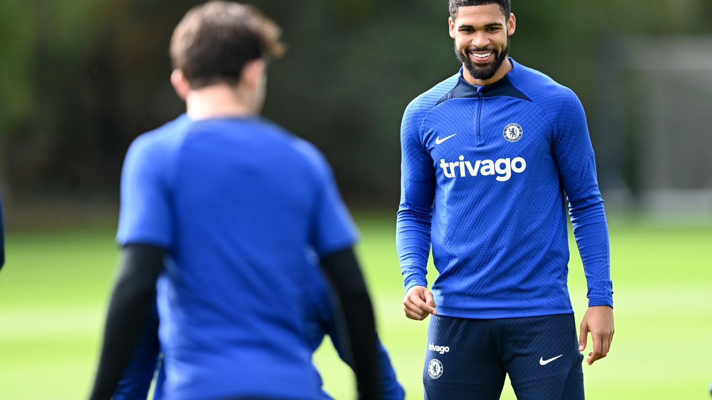 Working for the weekend | Video | Official Site | Chelsea Football Club