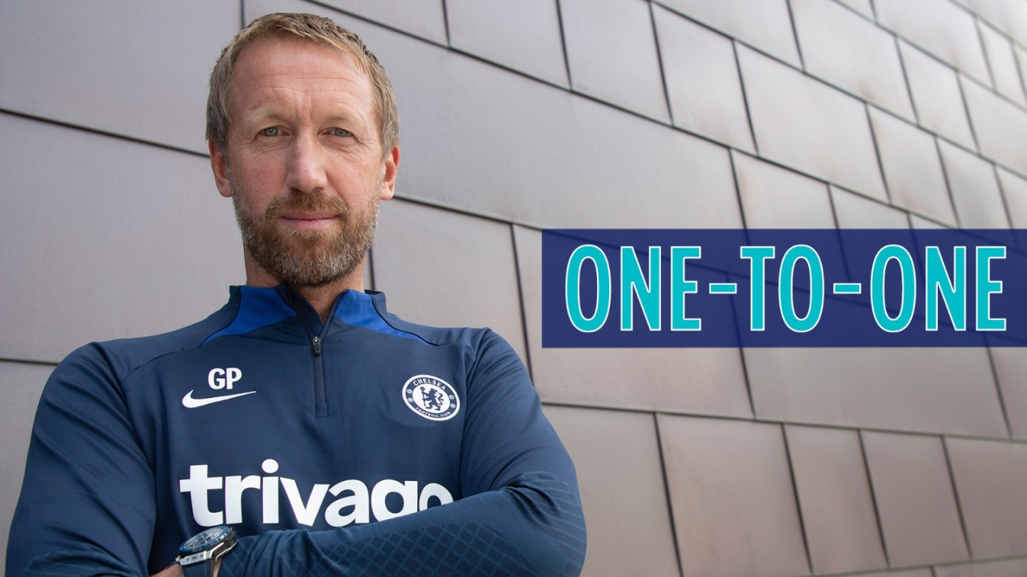 One-to-one with Potter! | Video | Official Site | Chelsea Football Club