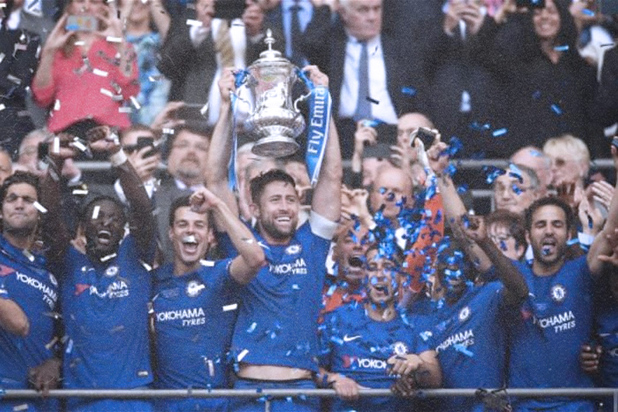 Men's trophy cabinet | Official Site | Chelsea Football Club