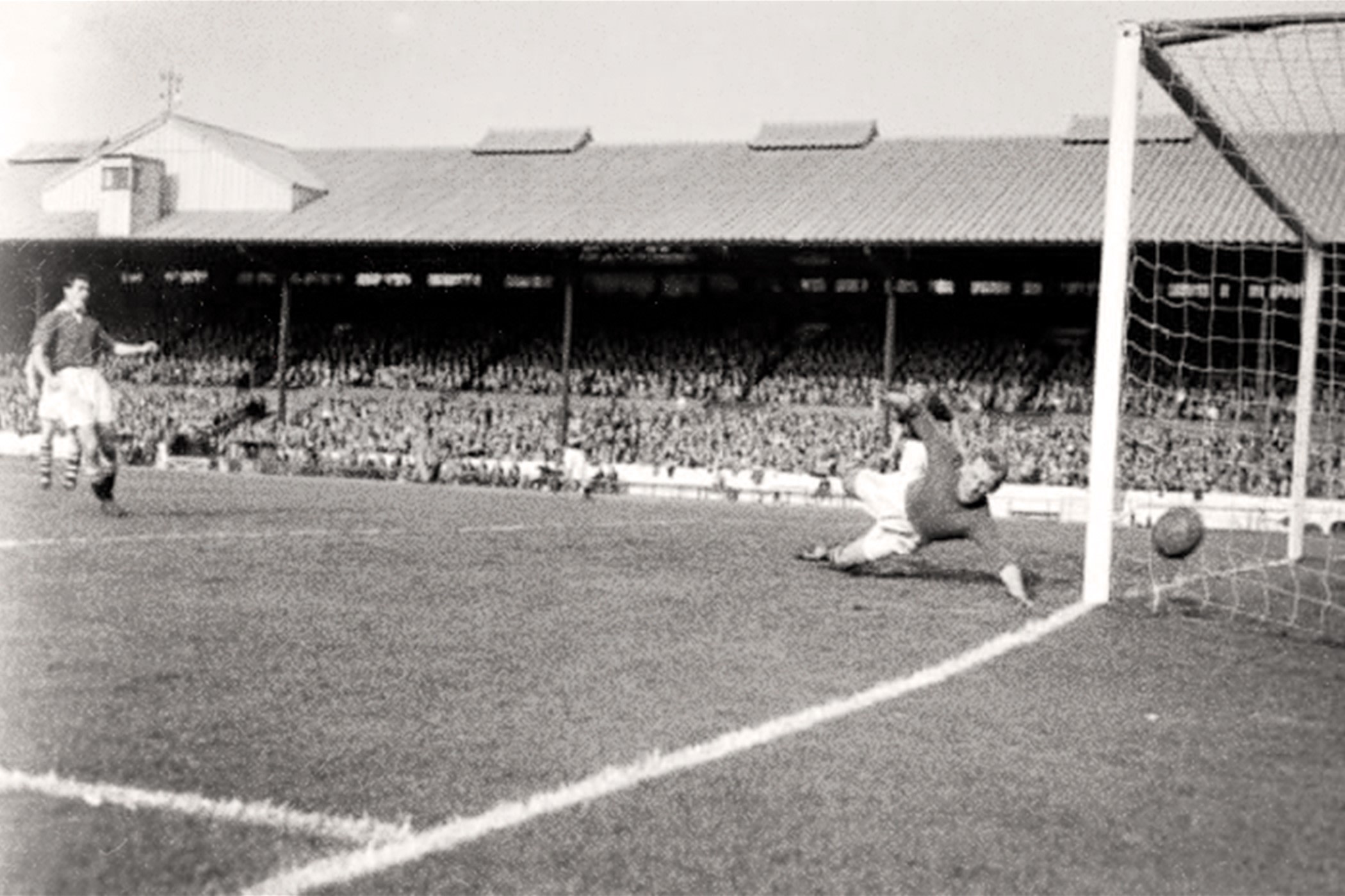 Men's trophy cabinet | Official Site | Chelsea Football Club