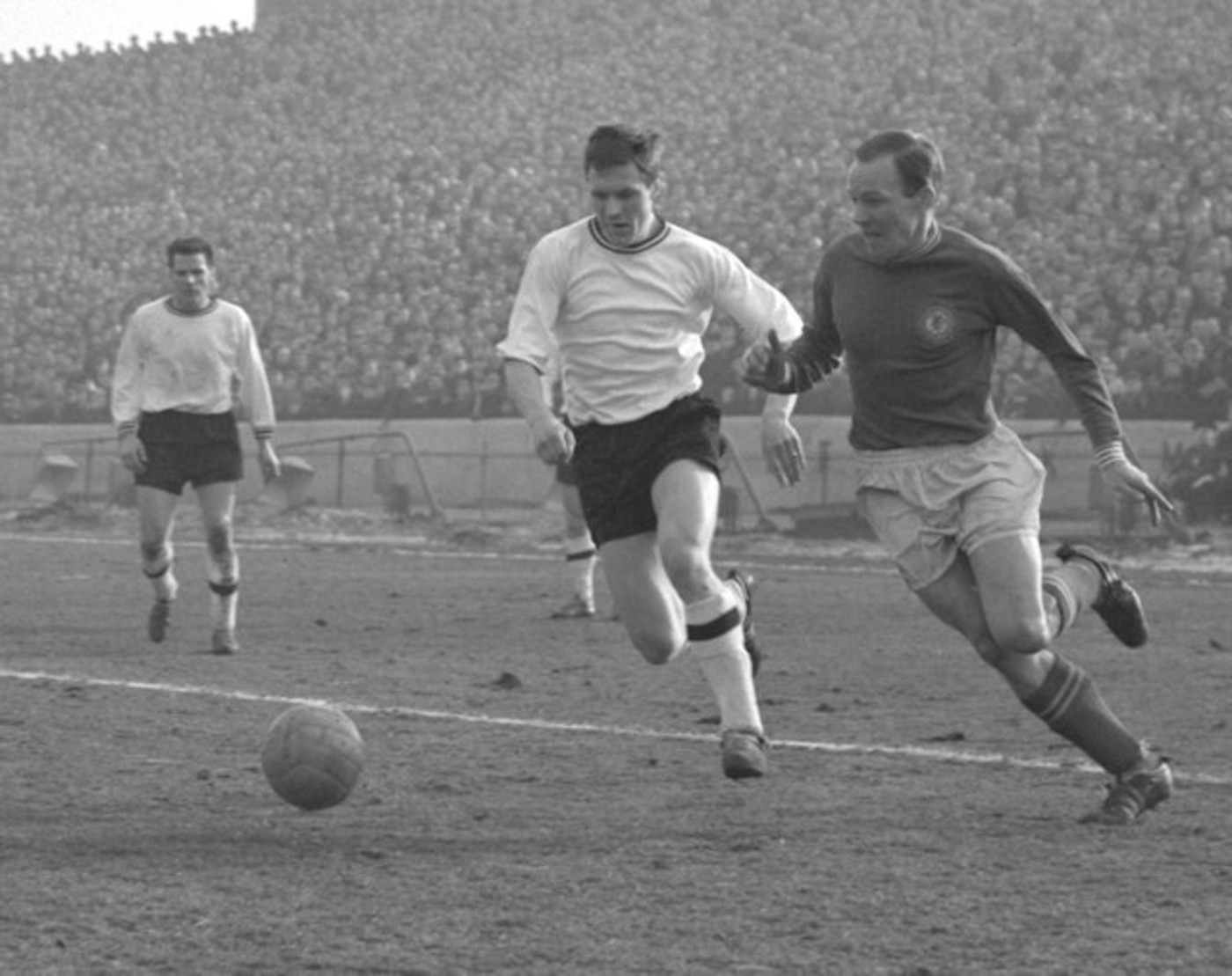 Frank Blunstone | Official Site | Chelsea Football Club