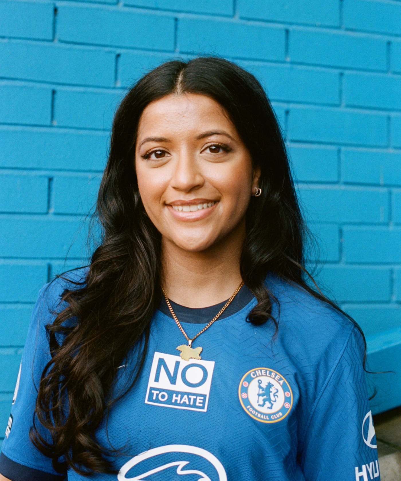 Community Champions - Um-E-Aymen Babar | Official Site | Chelsea ...