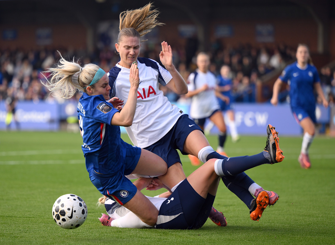 Chelsea Women v Tottenham Hotspur Women | Match | Official Site ...