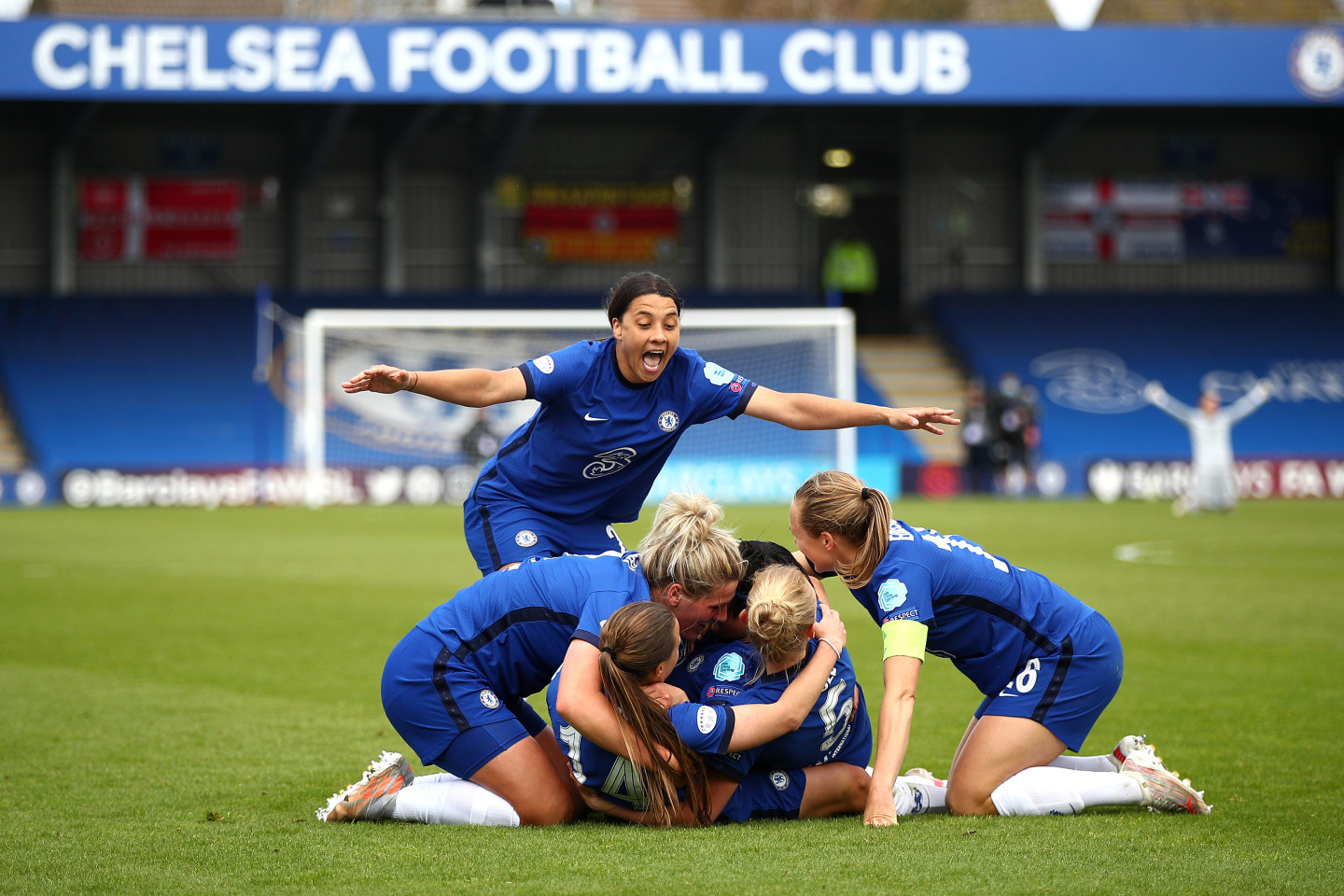 Women s report Chelsea 4 Bayern Munich 1 5 3 on agg News Official Site Chelsea Football Club